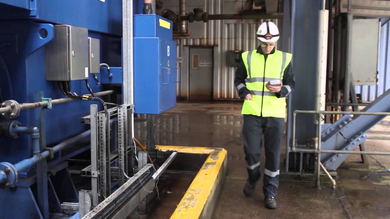 GE Druck DPI 620 Genii Multifunction Calibrator | Instrumart - YouTube