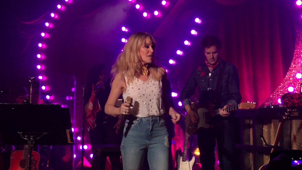 LIVE! Kylie Minogue “Stop Me From Falling” at Gorilla Manchester - YouTube
