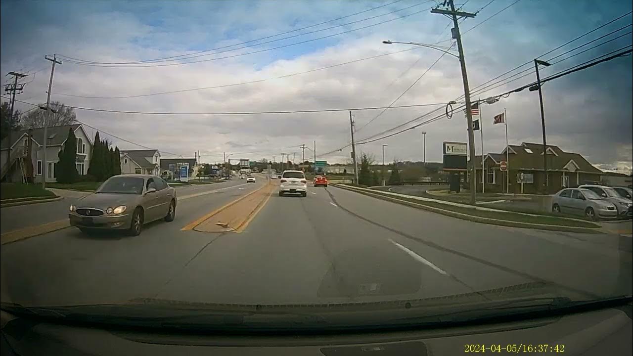 Lane Change No Signal - YouTube