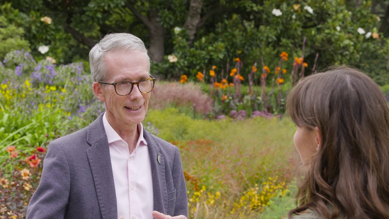 The Garden Gurus - Royal Botanic Gardens - YouTube