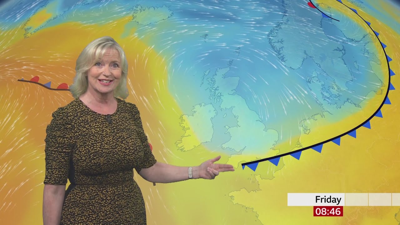 Carol Kirkwood - BBC Breakfast Weather 11/10/2021 - HD - YouTube