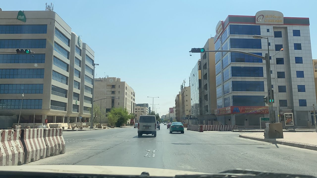 Saudi Arabia 🇸🇦 OLAYA ROAD SIDE - YouTube