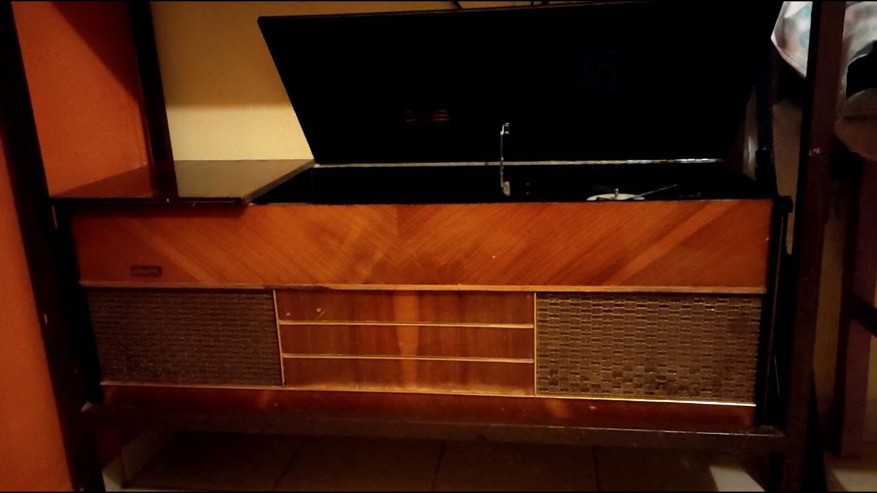 Consola Vintage Philips Sonando Otra Vez - YouTube