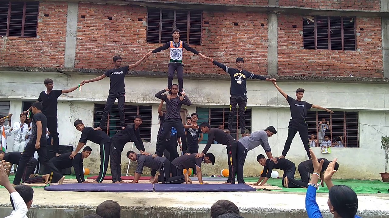 BN public school pyramid on Independence day by Shainawaz sir - YouTube