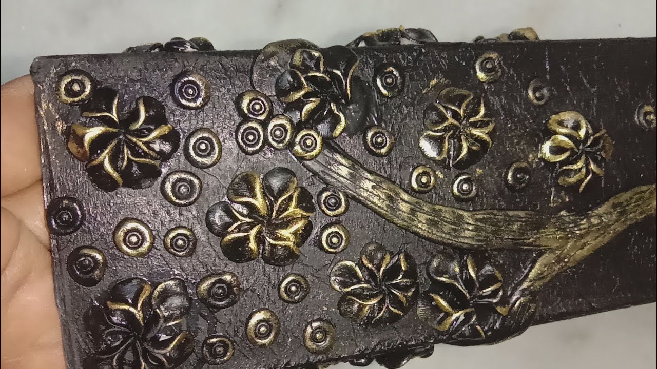 Clay art on waste box / Clay work on cardboard box - YouTube