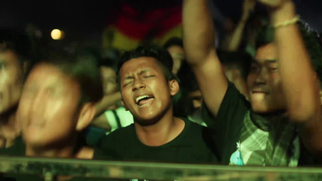 Teman Kumpul Scooterist Reggae Live at SIMMOK 6 - YouTube