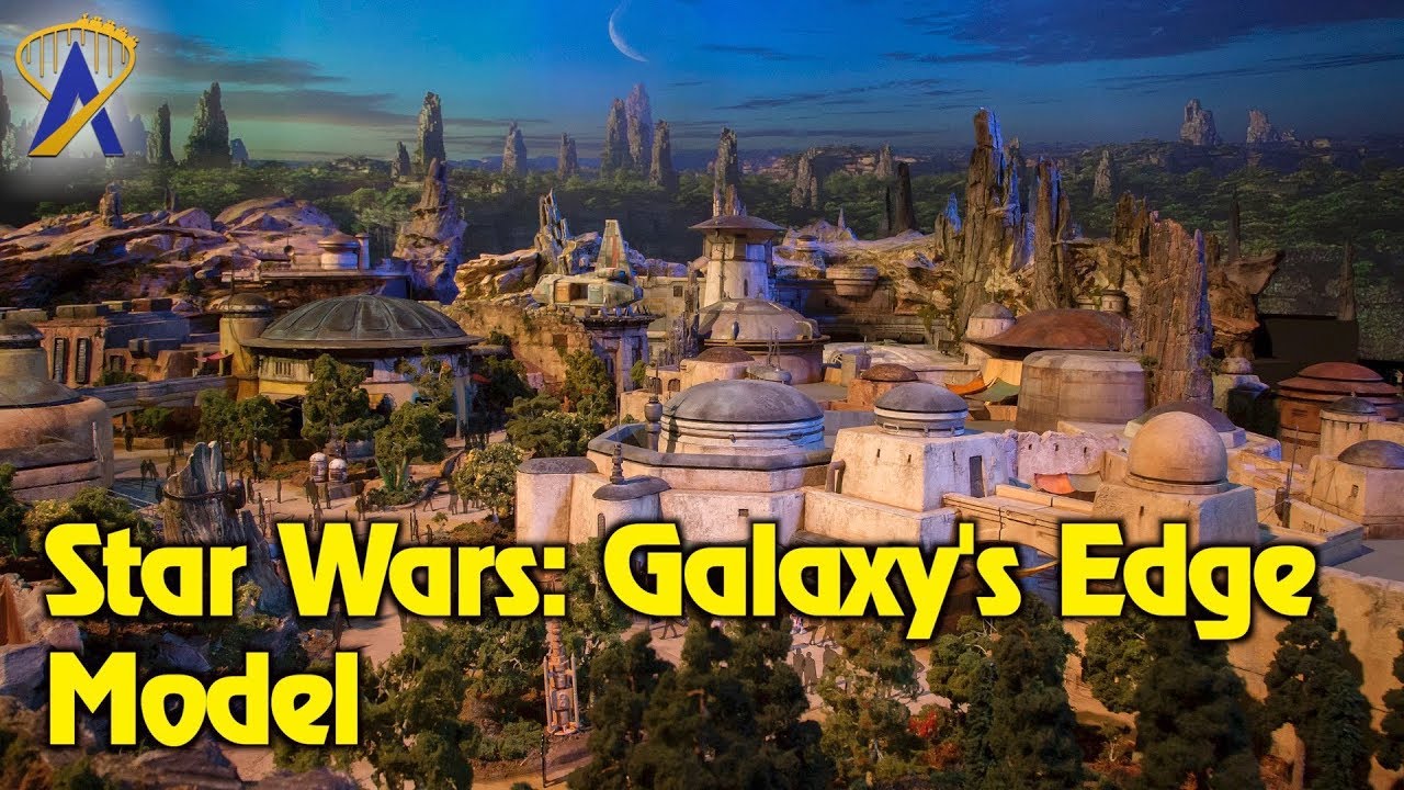 Closer look at Star Wars: Galaxy's Edge model - Opening 2019 - YouTube