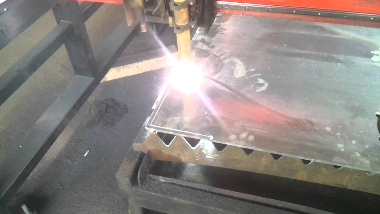 Debitare tabla aluminiu 6mm - YouTube