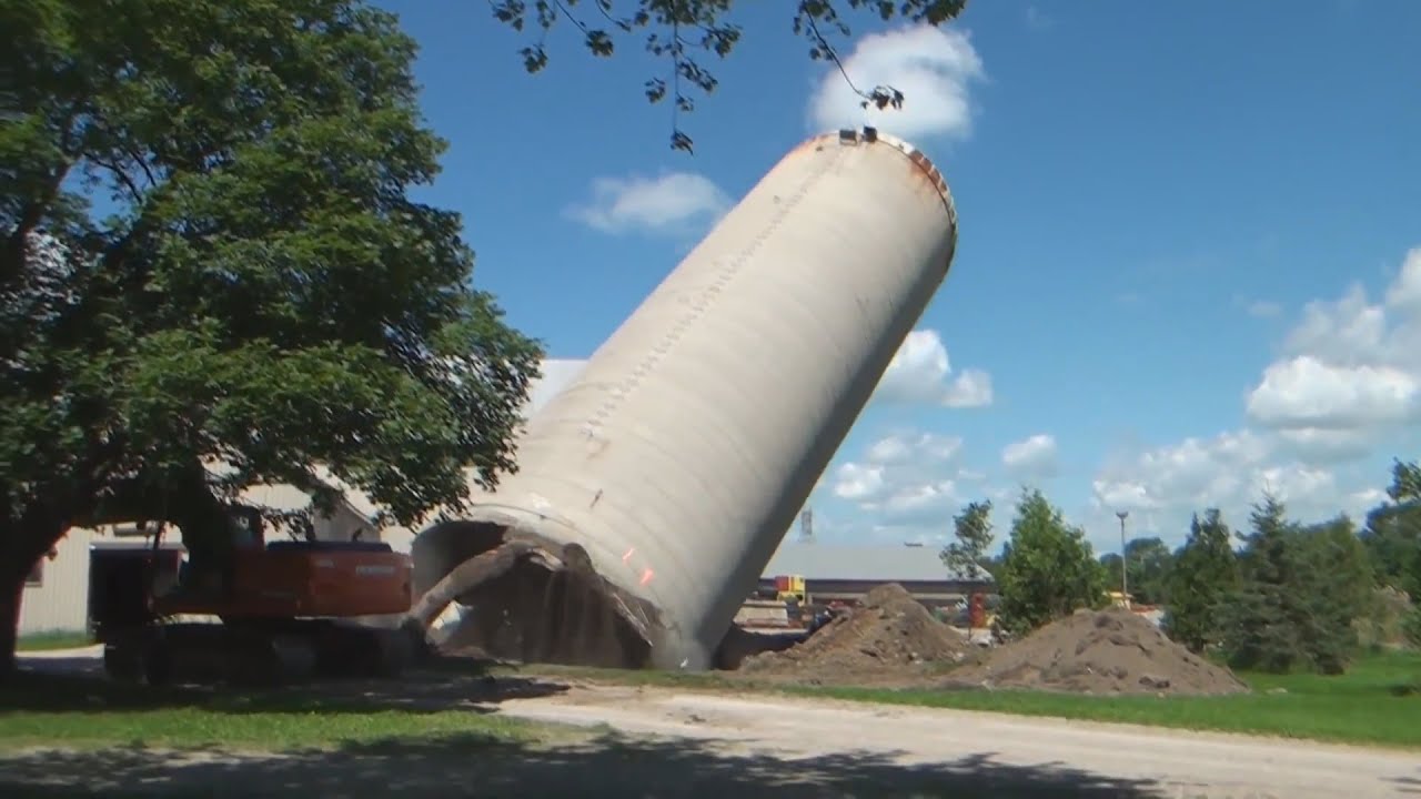 Silo explosion - YouTube
