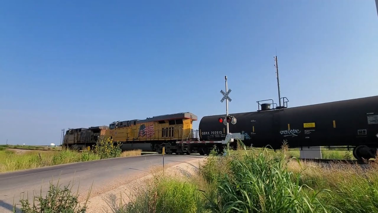 Westbound UP 5793/7697/7512/7968/8051, Mixed Freight, UP "Baird Sub" Merkel, TX 7-22-2021 - YouTube