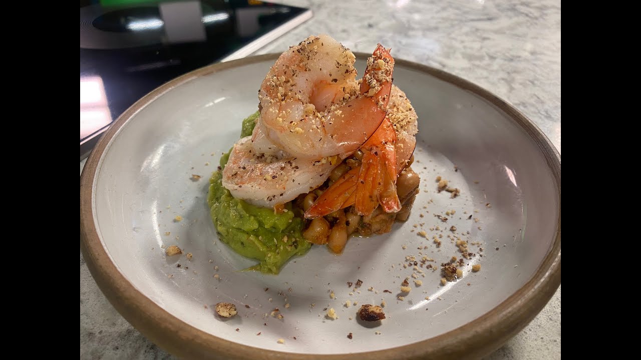 Wilmington Chef Keith Rhodes makes smoked shrimp dish - YouTube