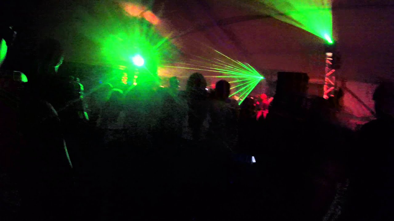 NIGHT LIFE IN BIMINI - YouTube