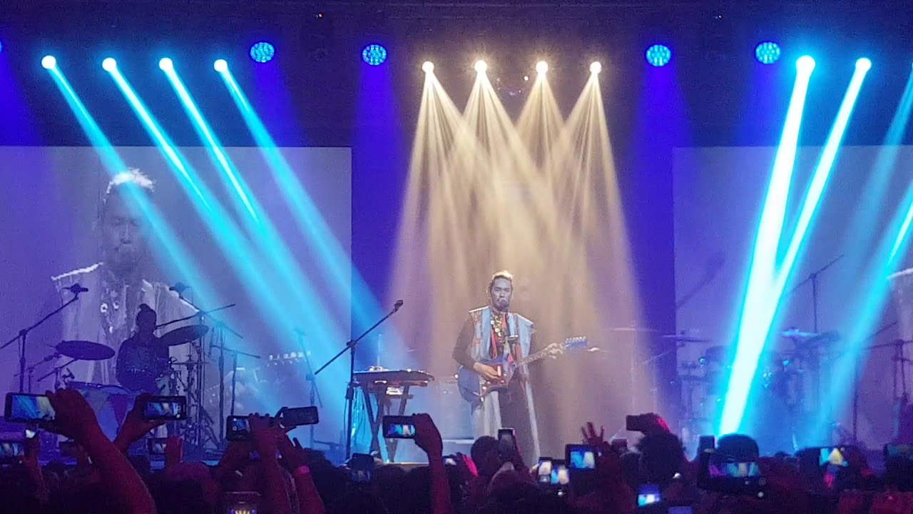 214 | Balisong | You'll Be Safe Here - Rico Blanco (Rico x IVOS live at ...