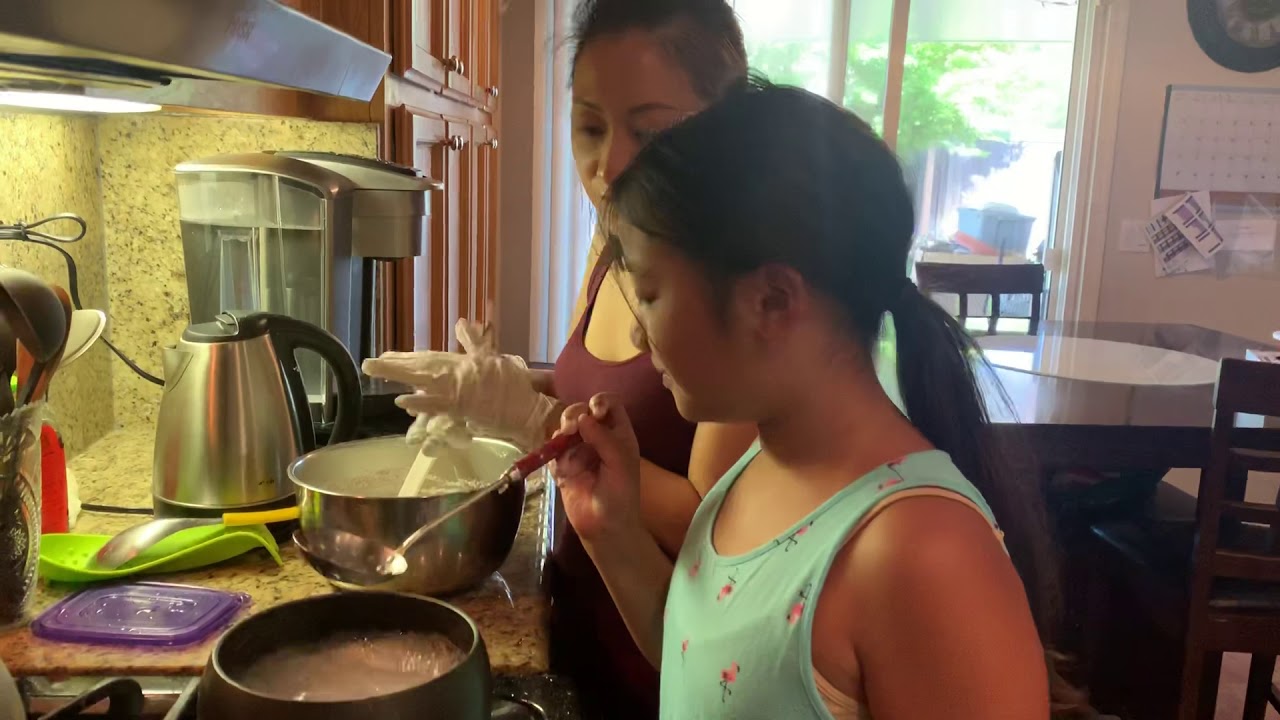 Juju cooking with mommy - YouTube
