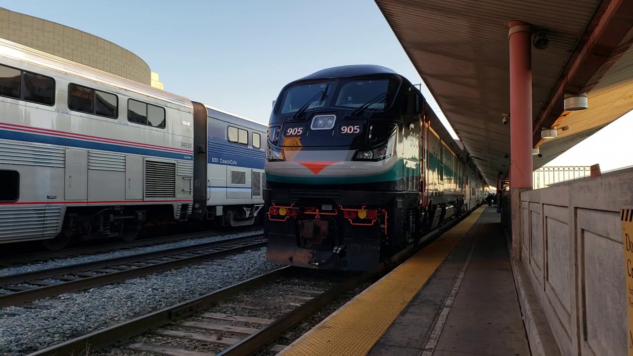 Amtrak Siemens Charger and Metrolink EMD F125 - YouTube