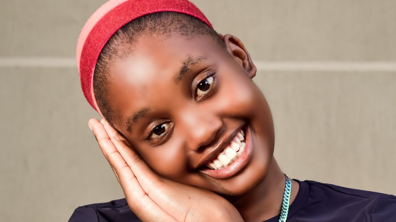 MODEL SEARCH | Interview with Kelly Tumo Batsile | NEW AGE MODELS 2025 ...