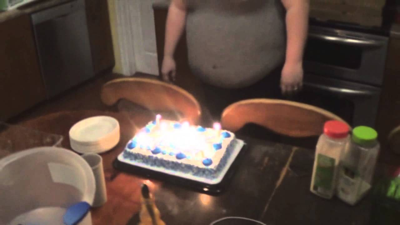 There's gnats all over the cake!! - YouTube