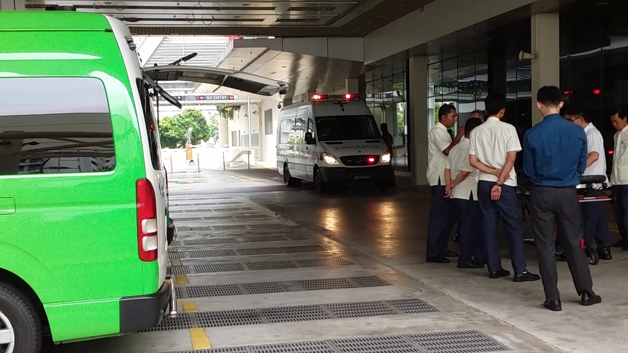 *FIRST CATCH WITH LIGHTS*Singapore Armed Forces(SAF)ambulance - YouTube