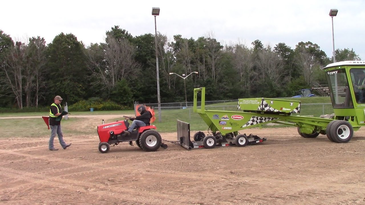 Orangeville Fair 2023 garden tractor pull Modified 750lbs - YouTube
