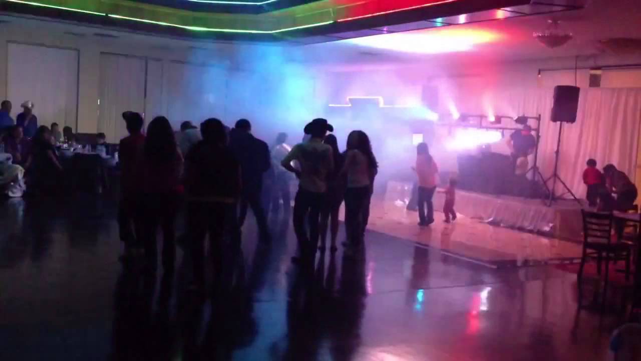 Dj ray ecko Tocando en una fiesta - YouTube