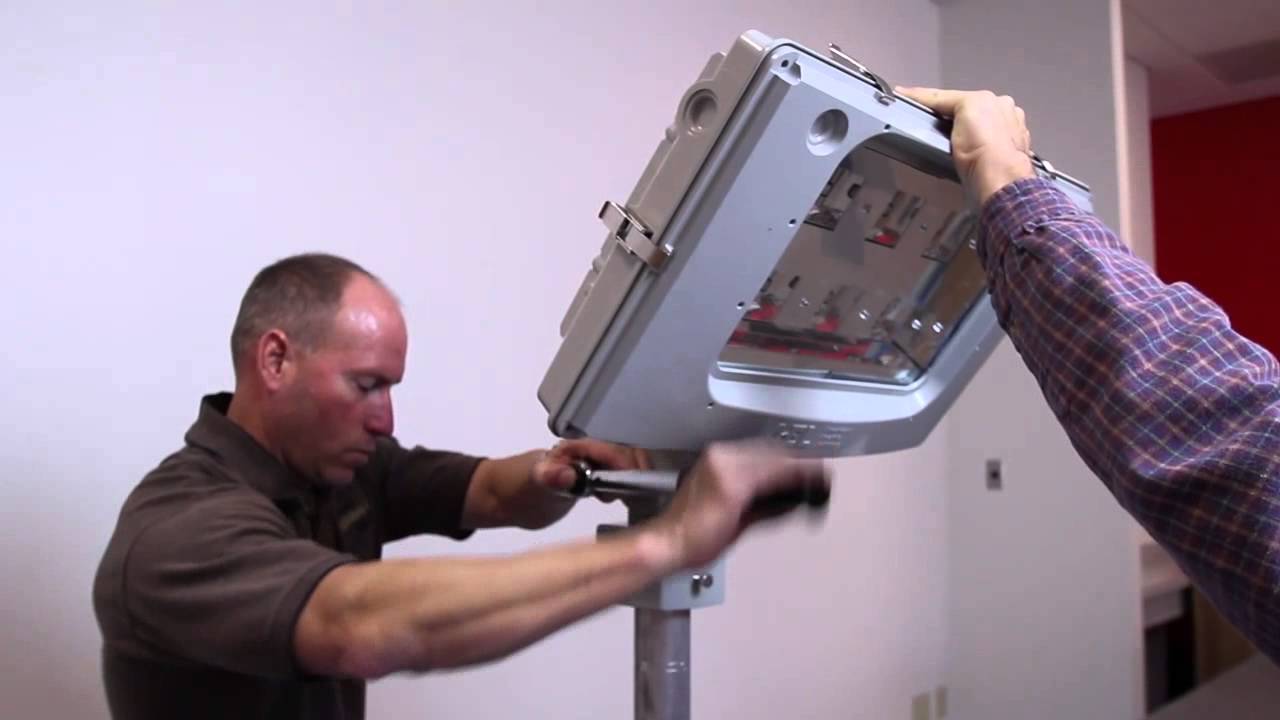 American Electric ACP LED Flood Light Installation - YouTube