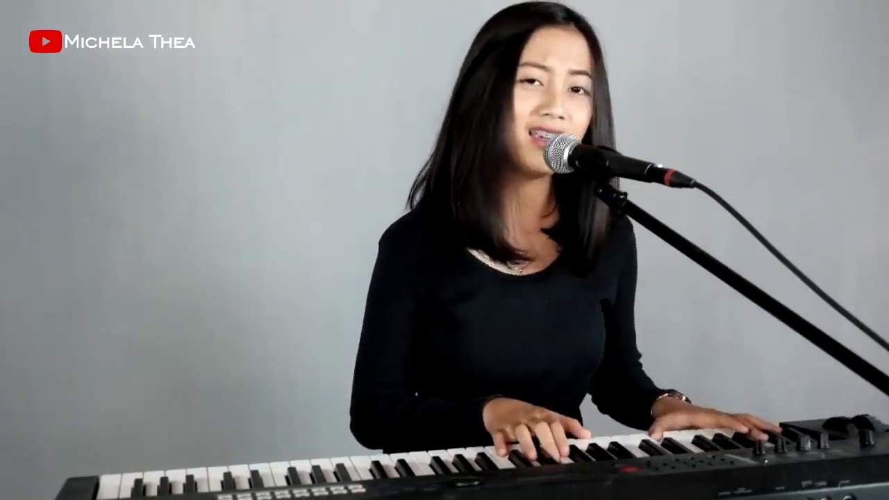 TAK INGIN SENDIRI - Cover ( Michela Thea ) - YouTube