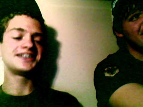 Stephen and Garyn singing, "Ain't no Mountain High" - YouTube