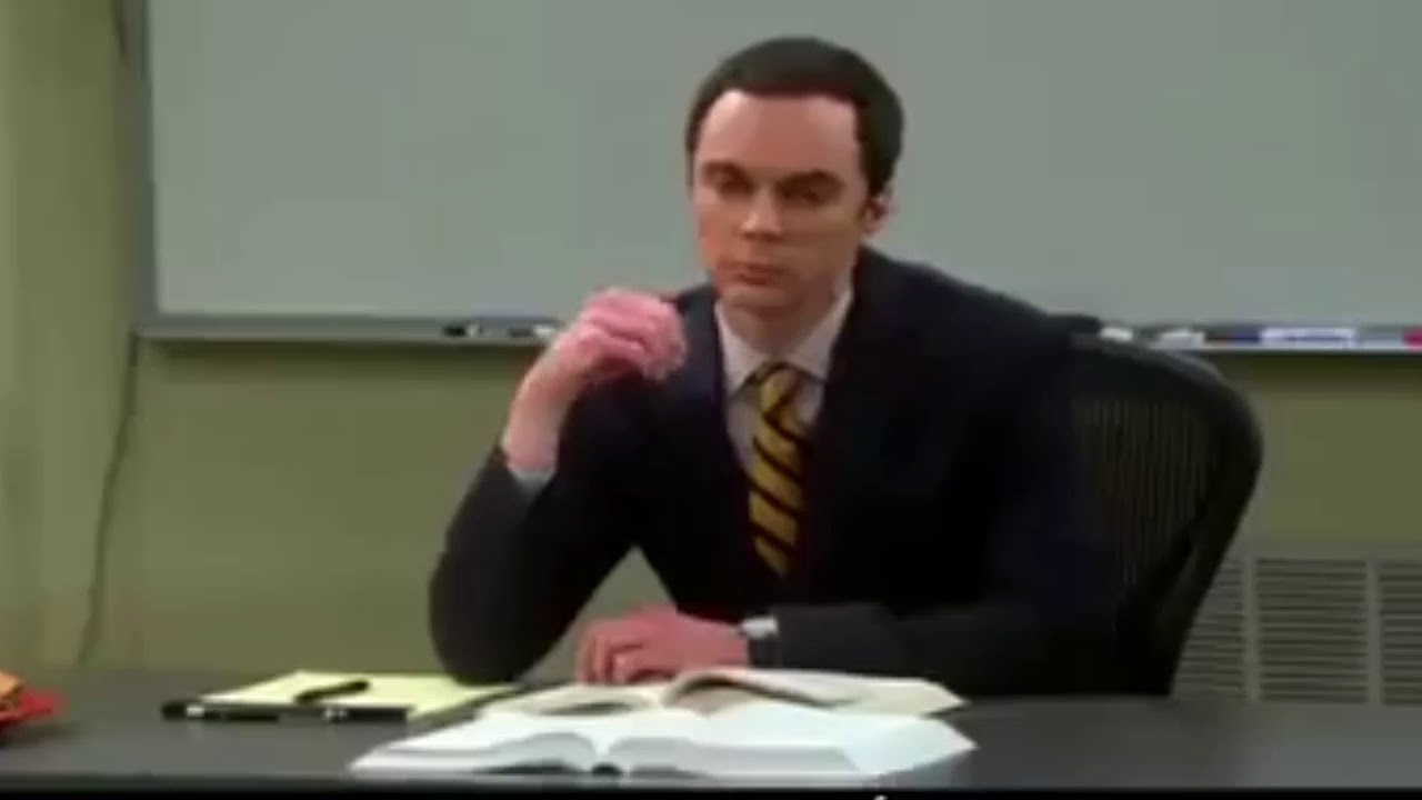 Howard le demuestra Sheldon que es capas de entrar a su clase - YouTube