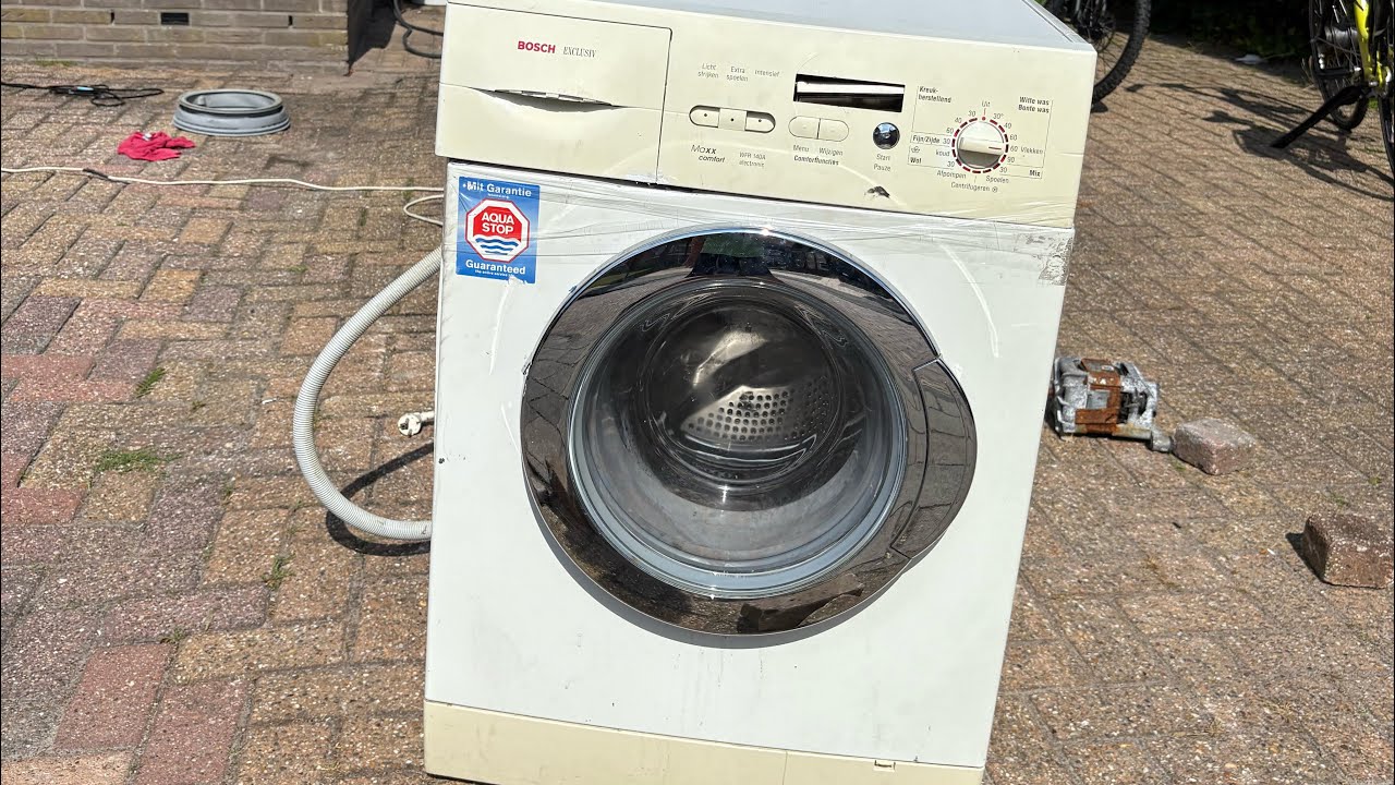 Bosch washing machine destruction - YouTube