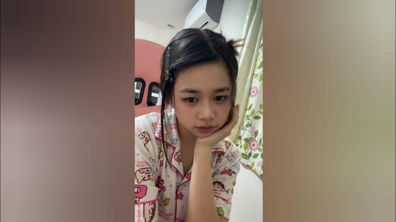 Wawa BNK48 Live iAM48 Application 12 Jan 2025 - YouTube