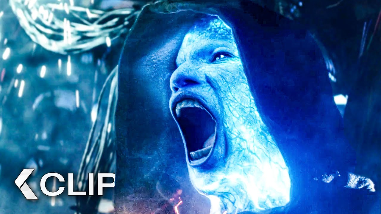 Spider-Man vs. Electro Times Square Fight Scene - THE AMAZING SPIDER ...