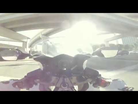 VFR800 Wheelie - YouTube