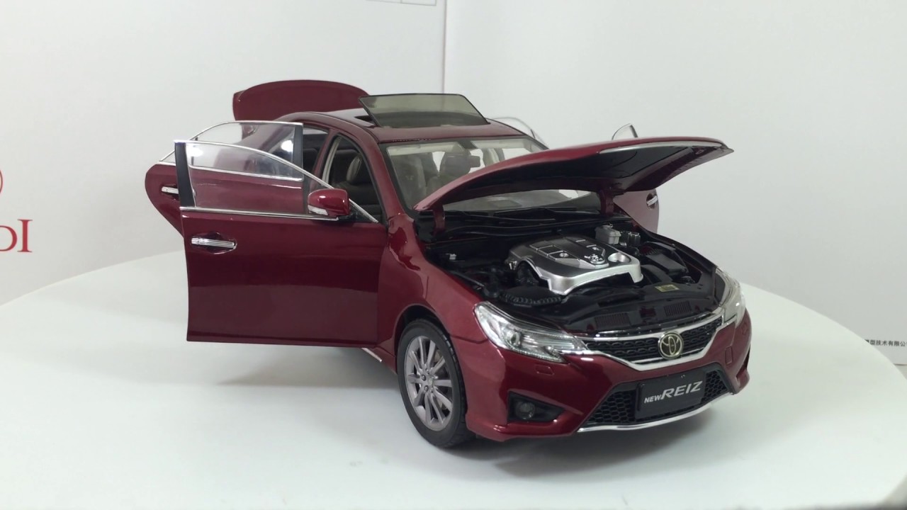 Paudi Model 1:18 scale Toyota E'Z 2011 diecast model - YouTube