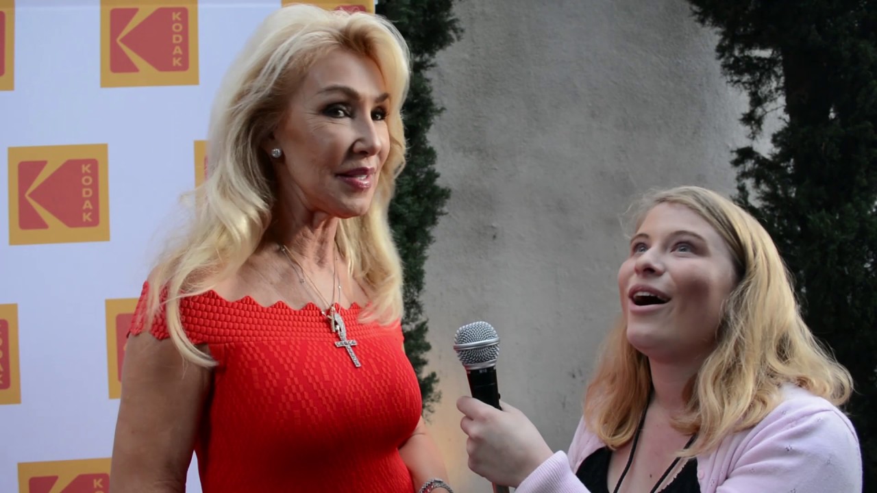 Linda Thompson Interview at Kodak and Paw Works Oscar Viewing Party ...