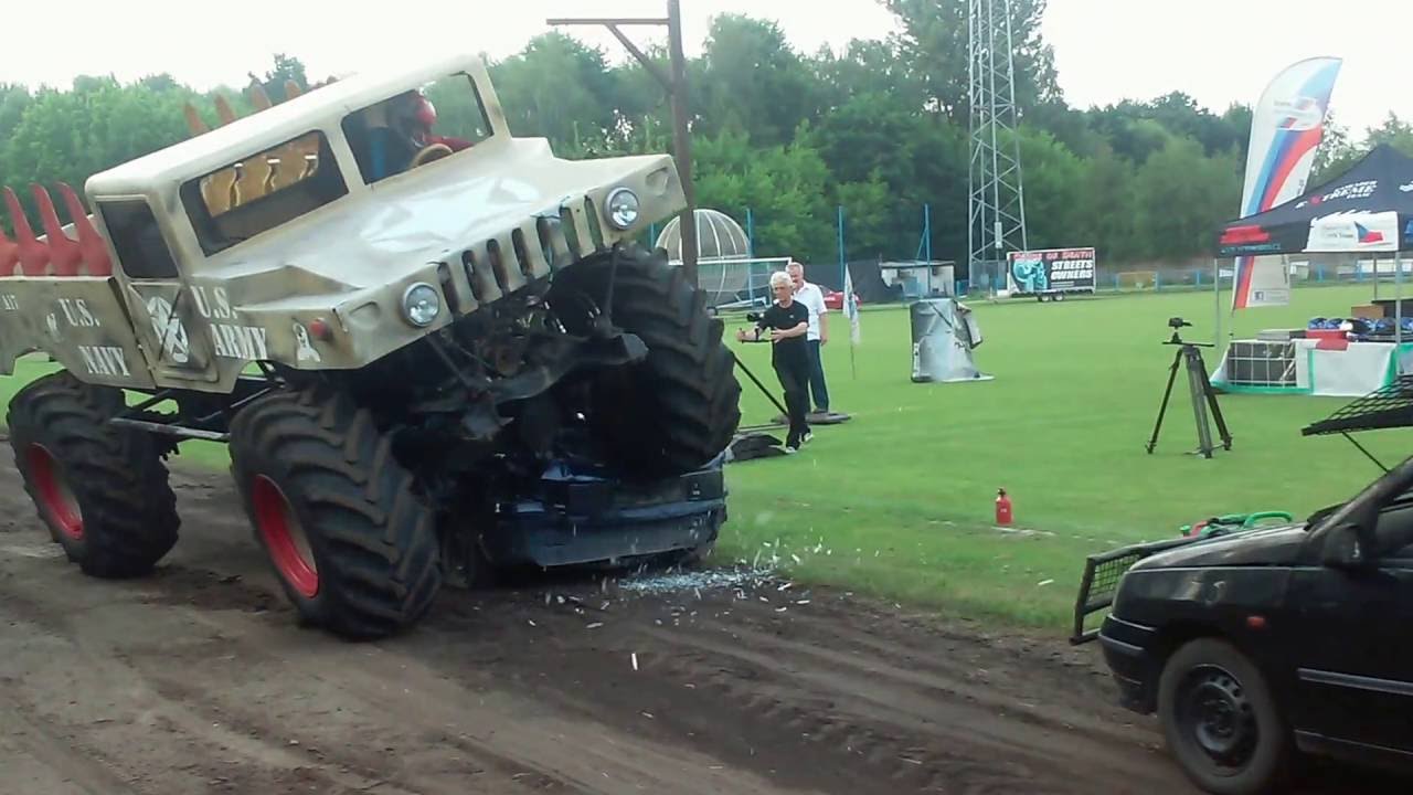 monster track - YouTube