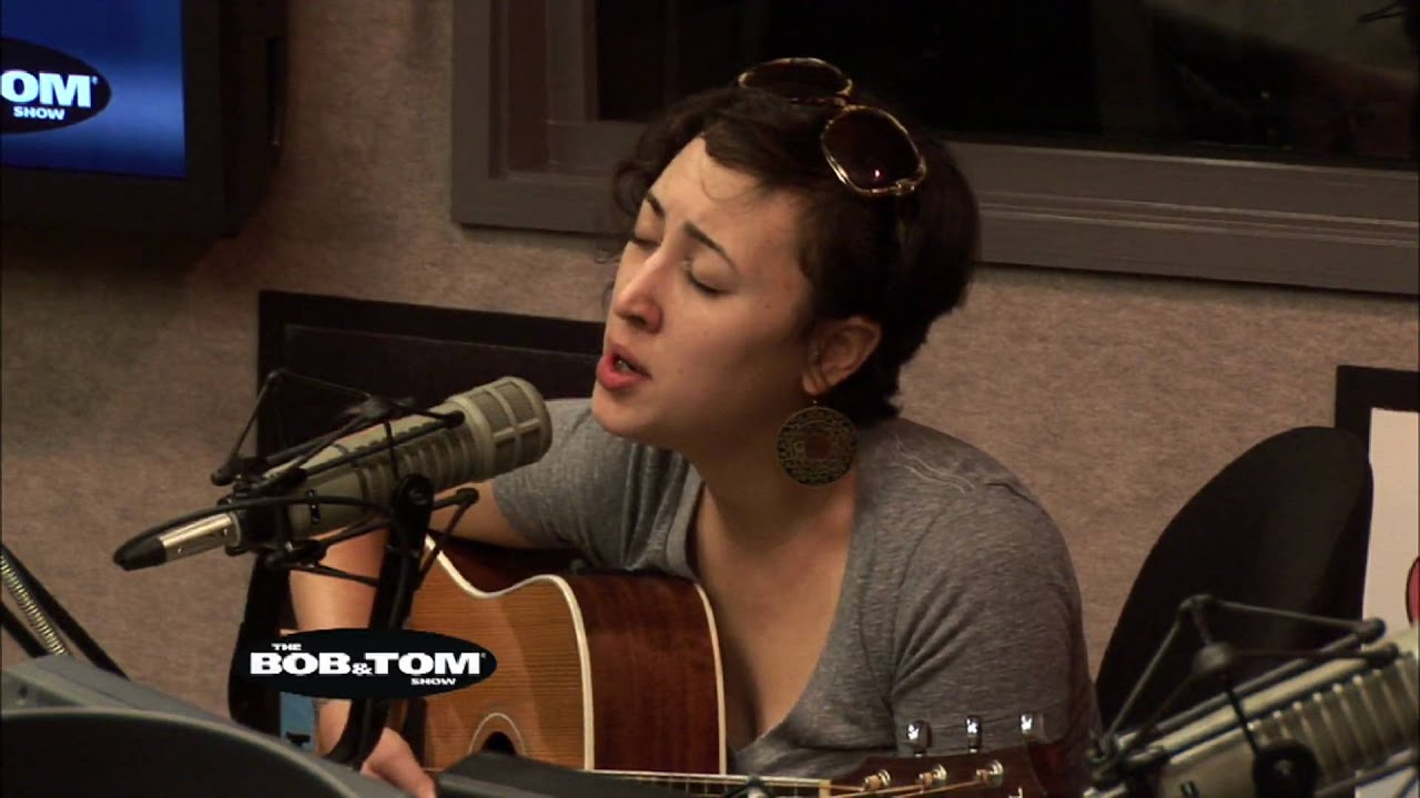 "Yellow Bird" - Bess Rogers - YouTube