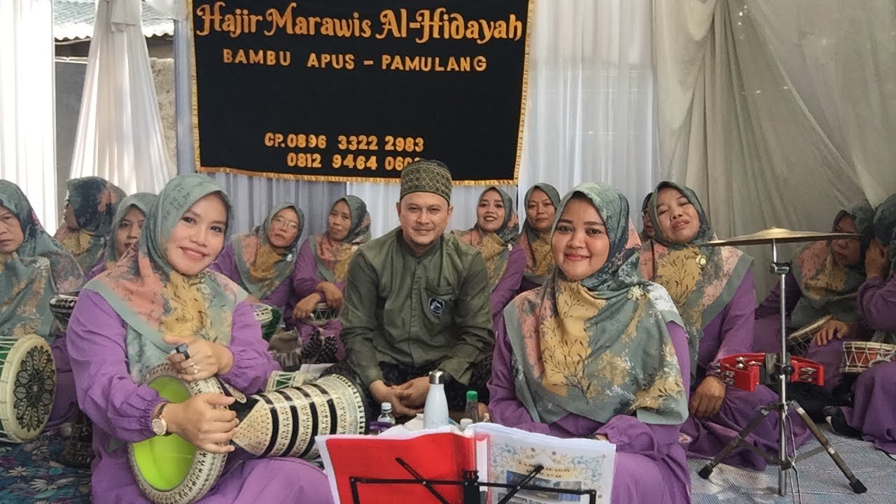 Pantun pengantin …. Marawis Al hidayah bambu apus pamulang - YouTube