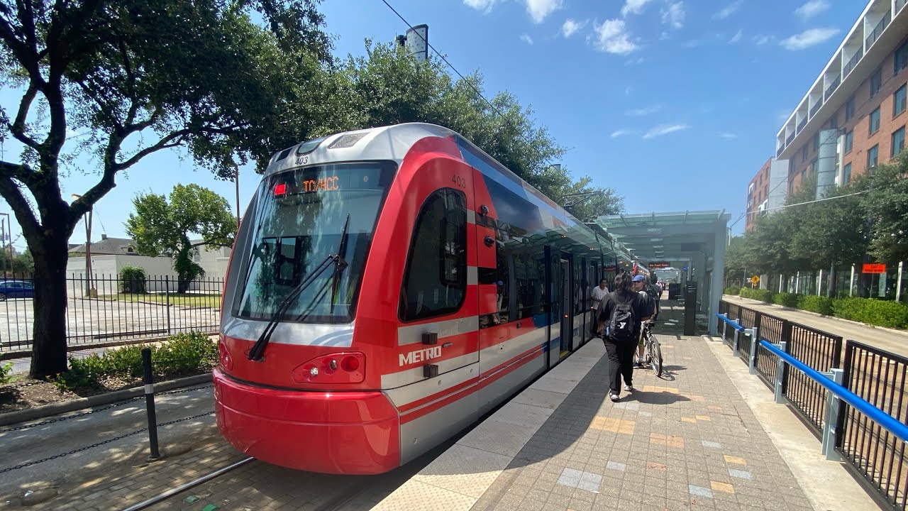 Metro Houston ride: redline from ensemle hcc to central station main ...