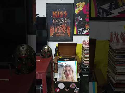 Moana Pozzi - Loveland - 1986/1988 LP #moanapozzi #italodisco # - YouTube