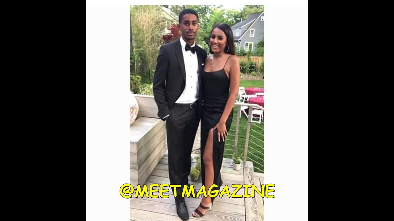 Sasha Obama goes to prom With a BLACK GUY! I'm shocked! swirler ...
