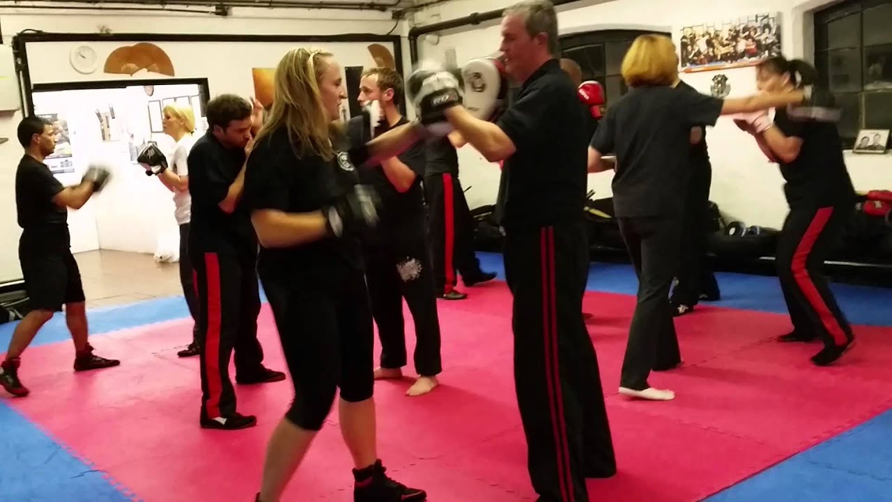 Boxing from Richard 'Boom Boom' Bustillo - YouTube