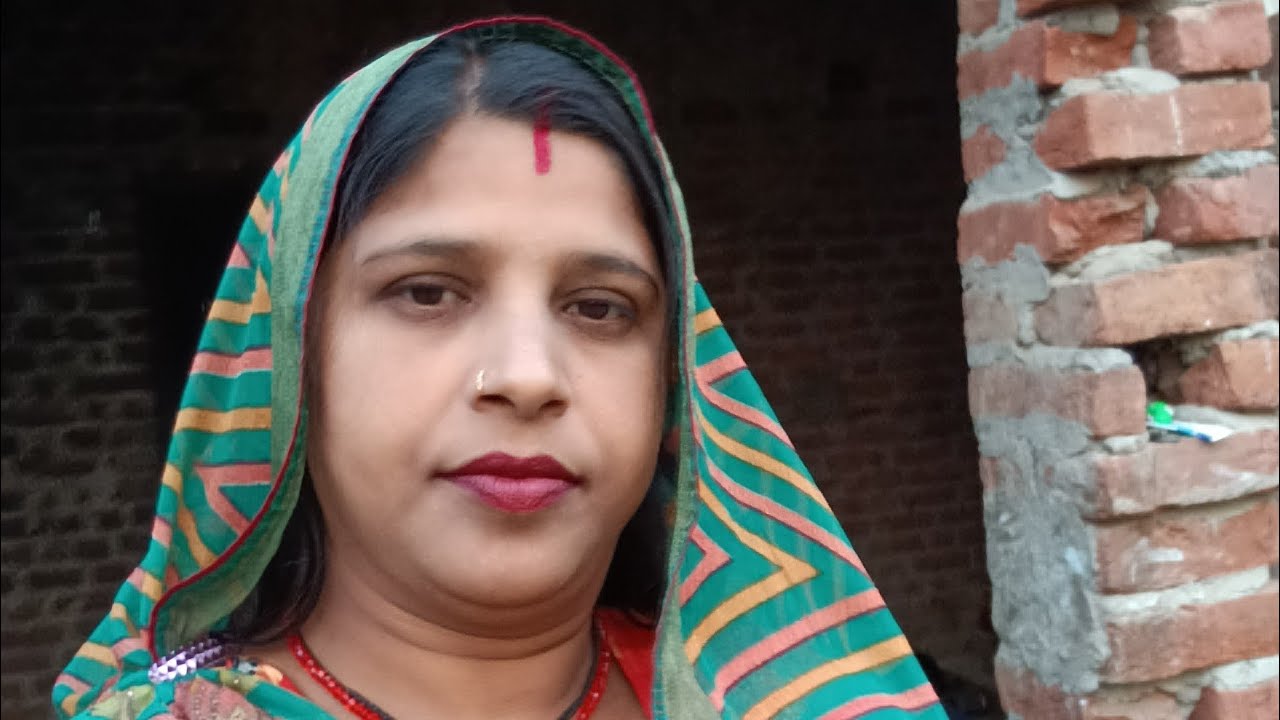 Uma Devi Official लाइव है! - YouTube