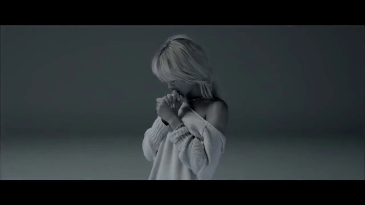FKA twigs-DAYBED - YouTube