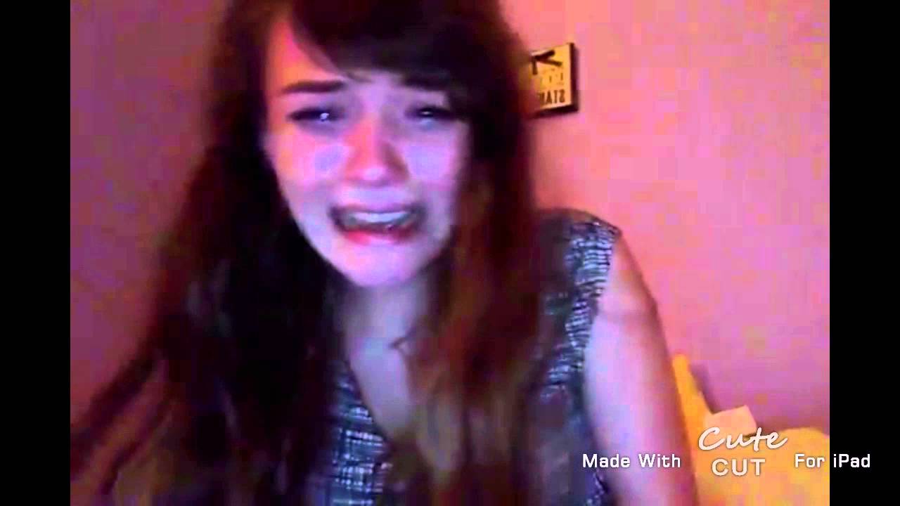 girl crying - YouTube