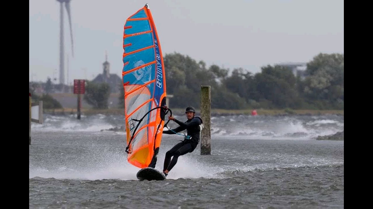 First Time SPEEDSURFING at Herkingen!!! (windsurfing) - YouTube