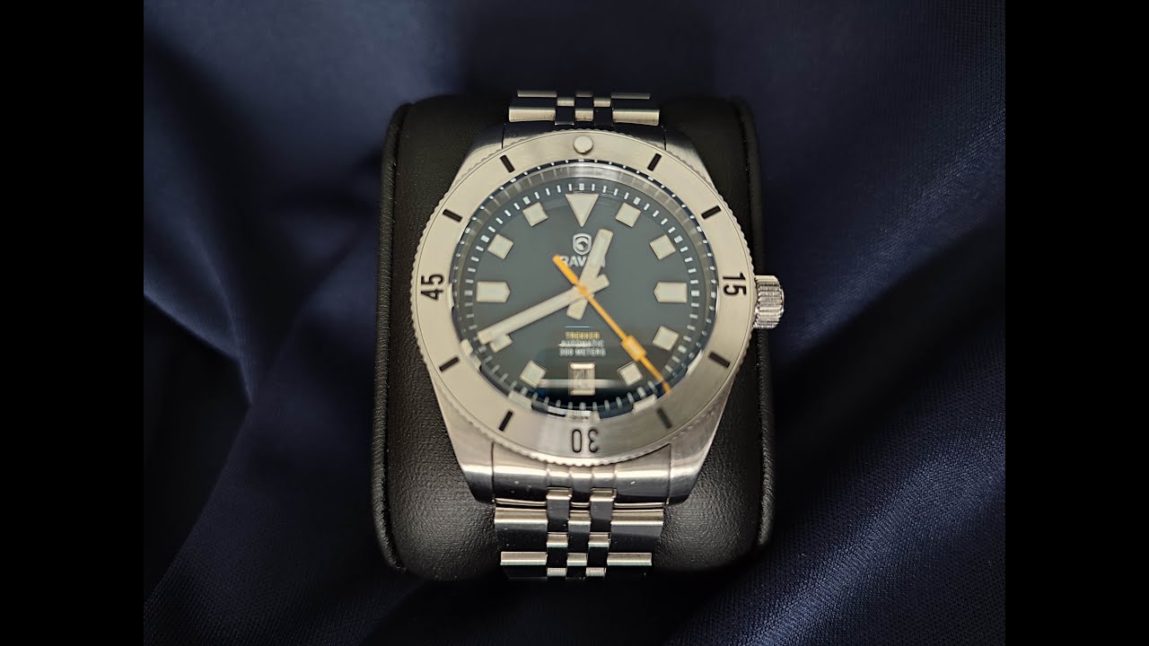 Raven Trekker Dive Watch. Full Review - YouTube