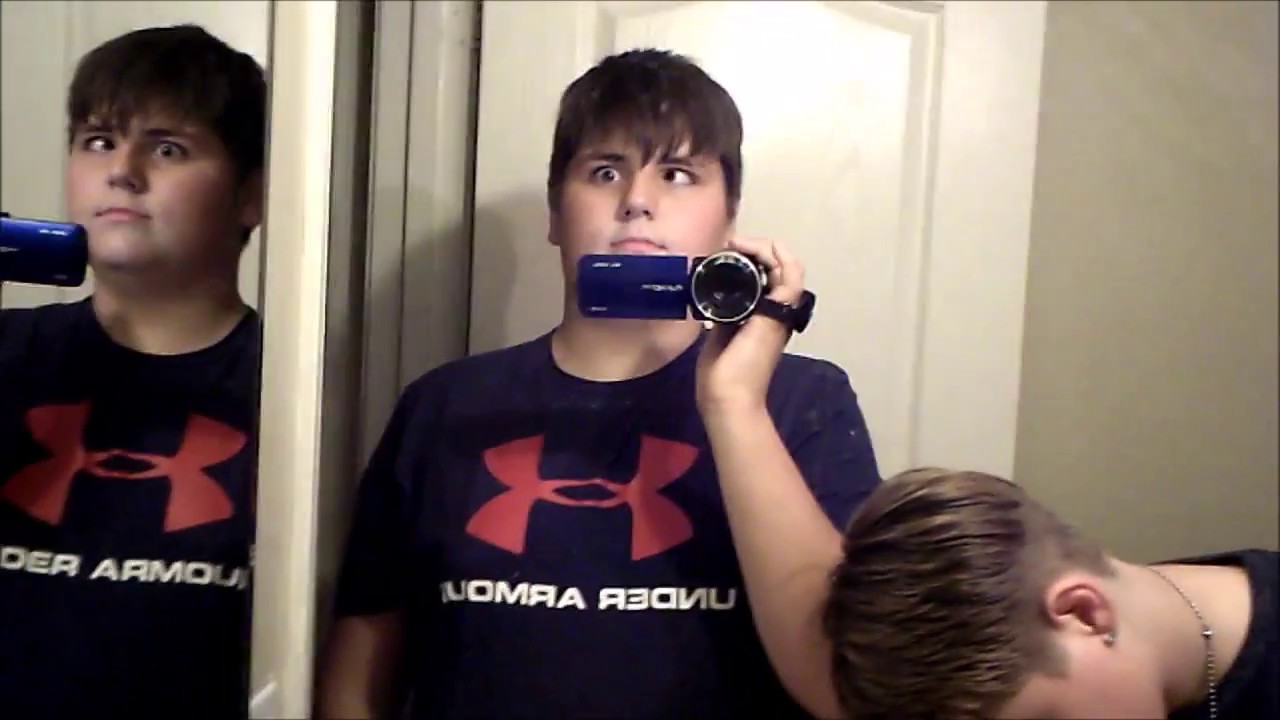 Water Bottle Flip Tutorial w/theKidGamer11 - YouTube