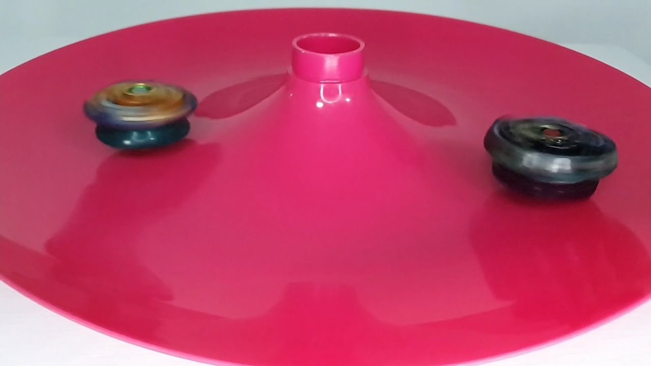 Battle#055 - WIZARD FAFNIR vs DUSK BALKESH - Beyblade Burst Ultimate ...