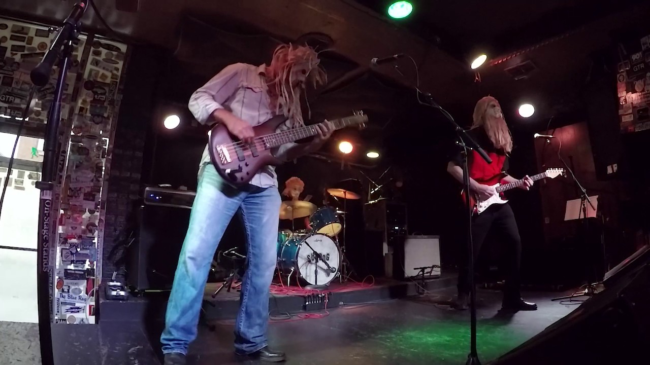 SUNDOG Hot Rod Surf - Sing Sing Sing - YouTube