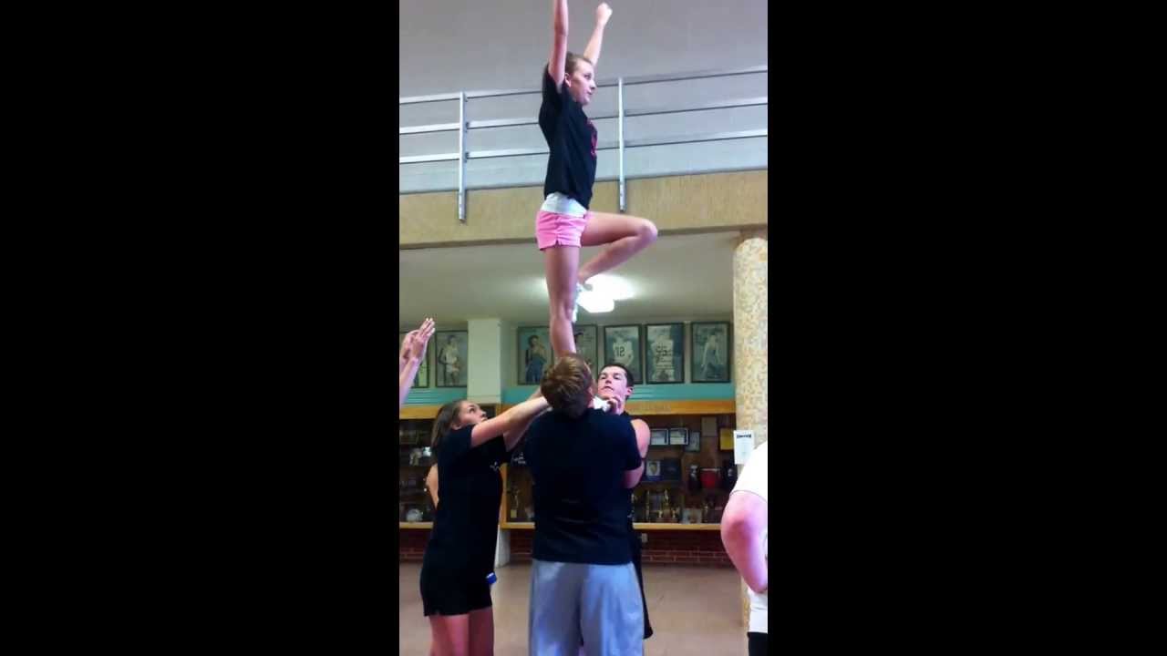 Awesome Cheer stunt- flat back! - YouTube